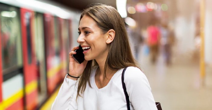 Jak se změnila etiketa s mobilem v ruce?